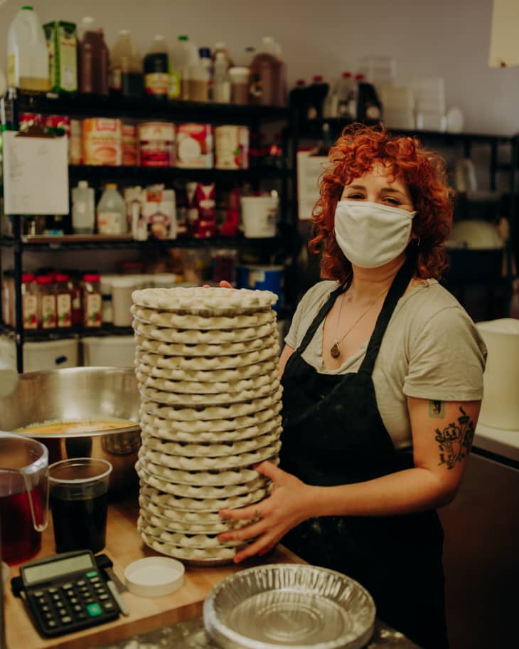What It's Like to Be a Pro Pie Baker Right Before Thanksgiving | The Kitchn