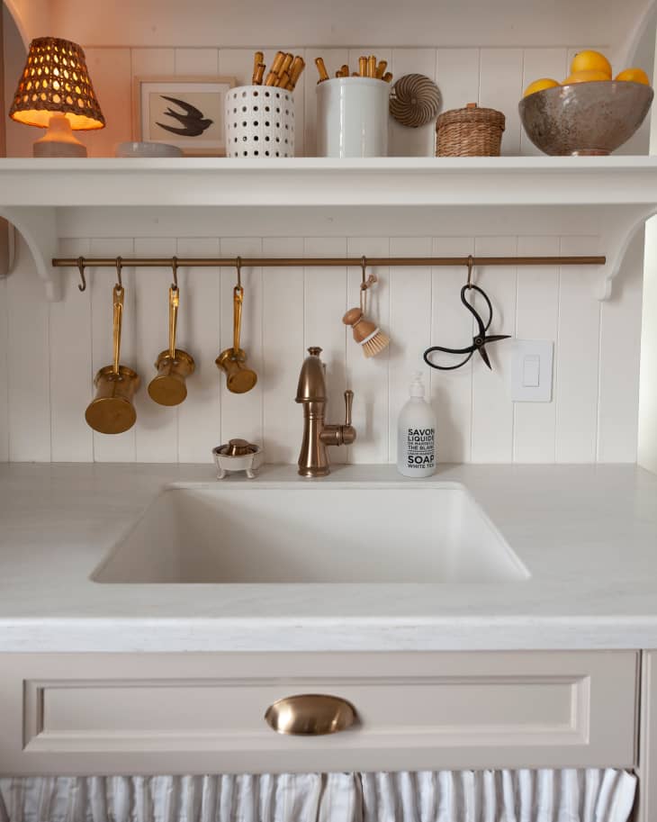 A Historic Condo's Kitchen Gets a Cottagecore Makeover | Apartment Therapy