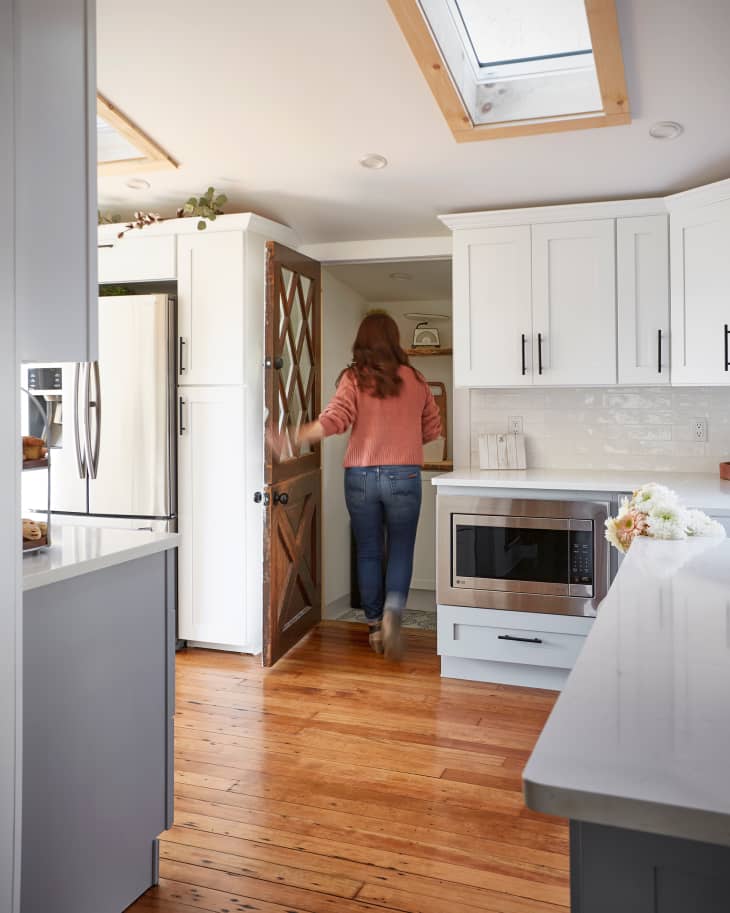 A "Falling Apart" Kitchen Gets a Gut Reno with the Coolest Indoor ...