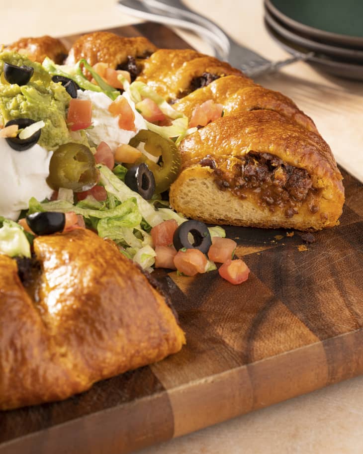 Taco Ring Recipe (Made With Crescent Rolls) | The Kitchn