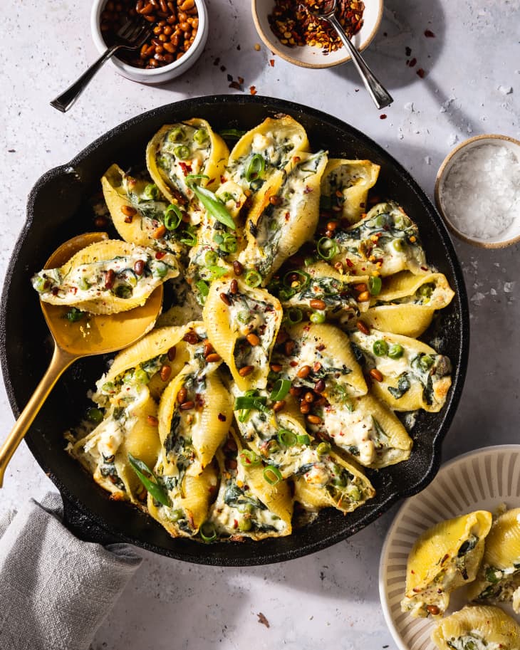 Spanakopita Stuffed Shells | Kitchn
