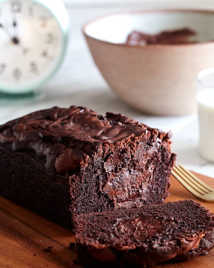 Chocolate Merlot Cake - Hip Foodie Mom | The Kitchn