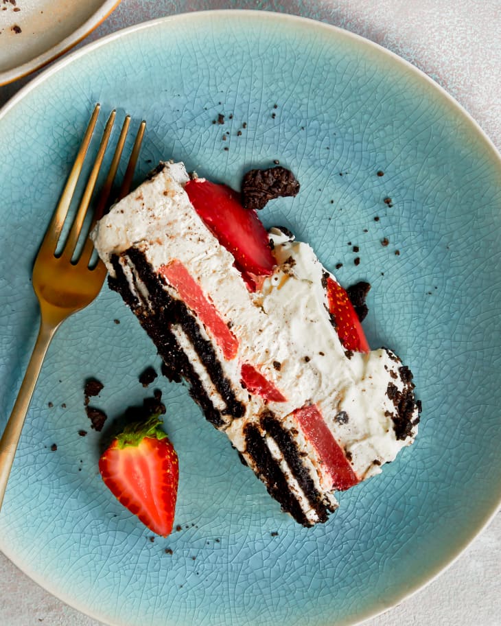 Strawberry Oreo Icebox Cake | The Kitchn