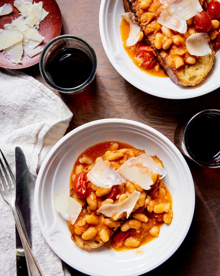 Brothy Tuscan White Beans with Garlic-Fried Bread | Kitchn