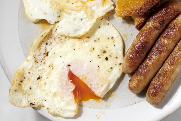 Over-Easy vs Sunny-Side-Up Eggs: What's the Difference? | The Kitchn