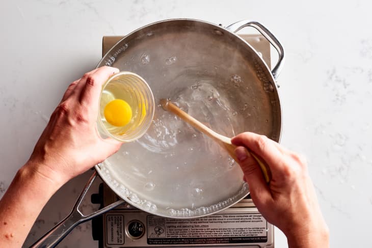 A Review of 5 Different Egg Poaching Methods | The Kitchn