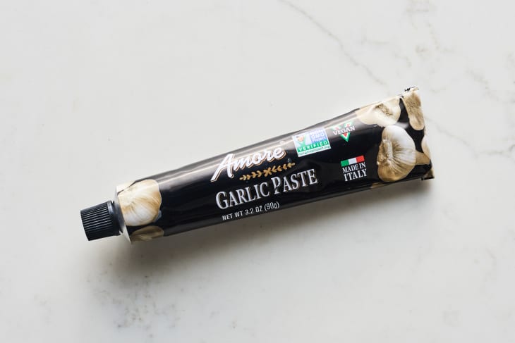 The Best Substitute for Fresh Garlic: We Tried 5 and Here's the Best ...