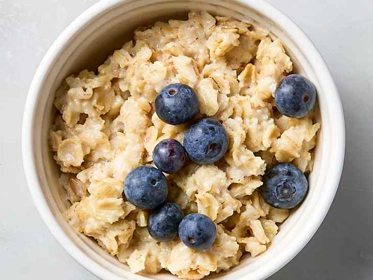 Whenever I Make My Morning Oatmeal I Add a Pinch of This | The Kitchn
