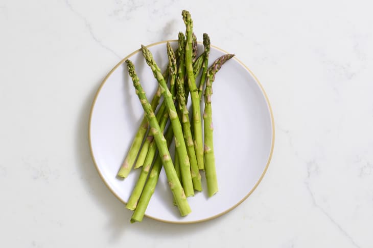 The Best Way to Store Asparagus (We Tested 7 Methods!) | The Kitchn