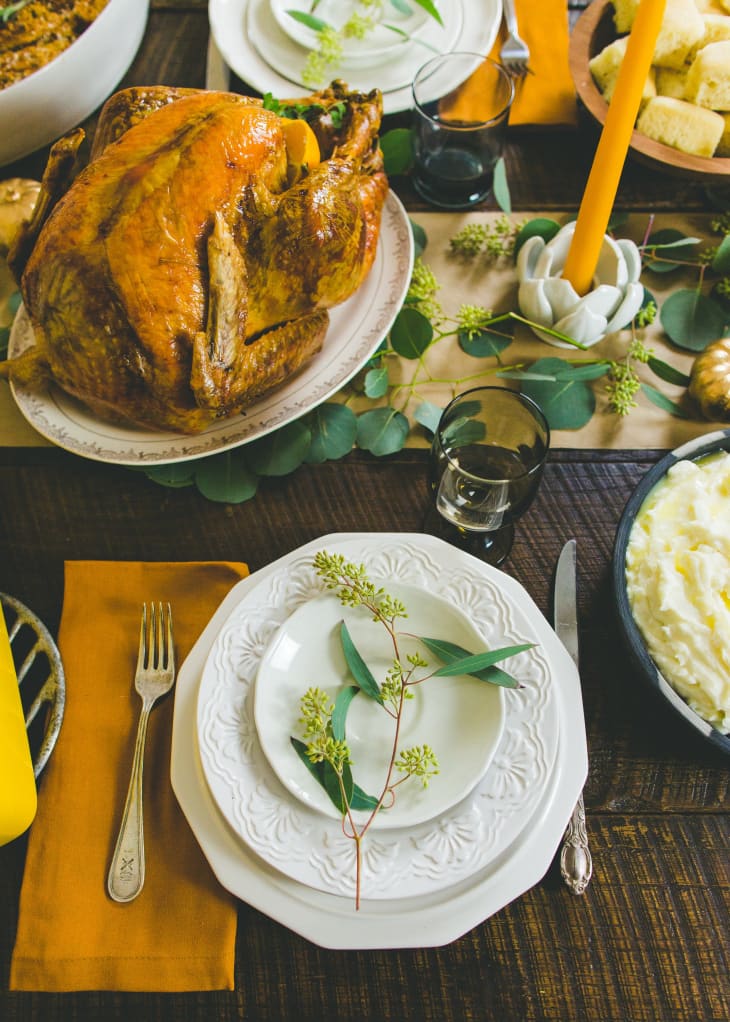 How to Host Thanksgiving for 10 on a $100 Budget | The Kitchn
