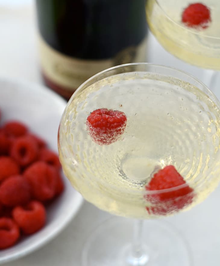 Brunch Recipe: Elderflower & Lemon Sparkling Sipper | The Kitchn