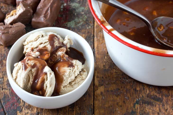 Easy Recipe: Creamy Candy Bar Sauce | The Kitchn