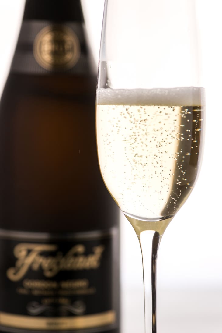 Why Cava Is the Best Bubbly Wine for Punch | The Kitchn