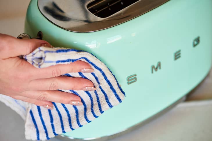 How to Clean Your Toaster | Apartment Therapy