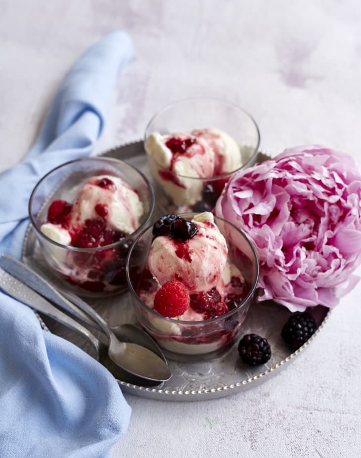 How To Make Summer Fruit Sauce in the Slow Cooker | The Kitchn