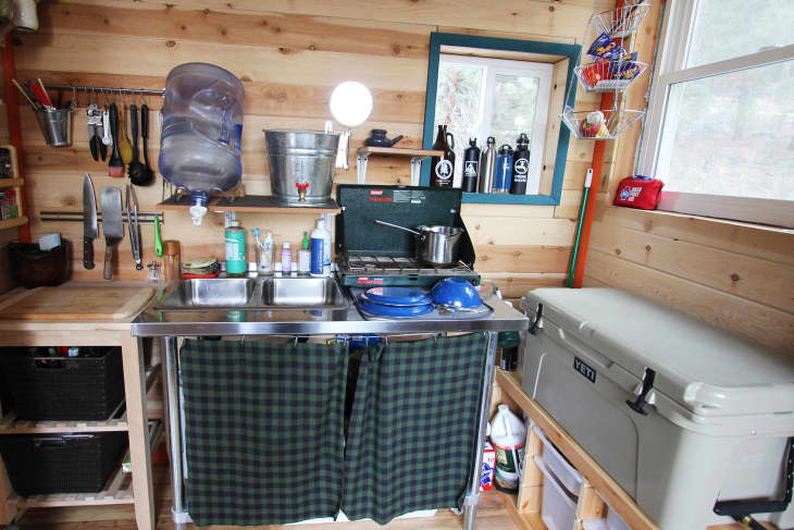 Here’s What the Kitchen in a Sustainable Micro-Cabin Looks Like | The ...