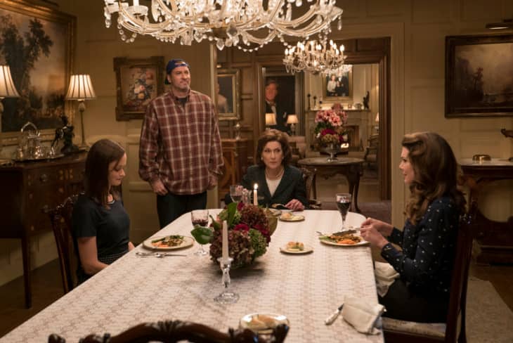 We Need to Talk About All the Food in Gilmore Girls: A Year in the Life ...