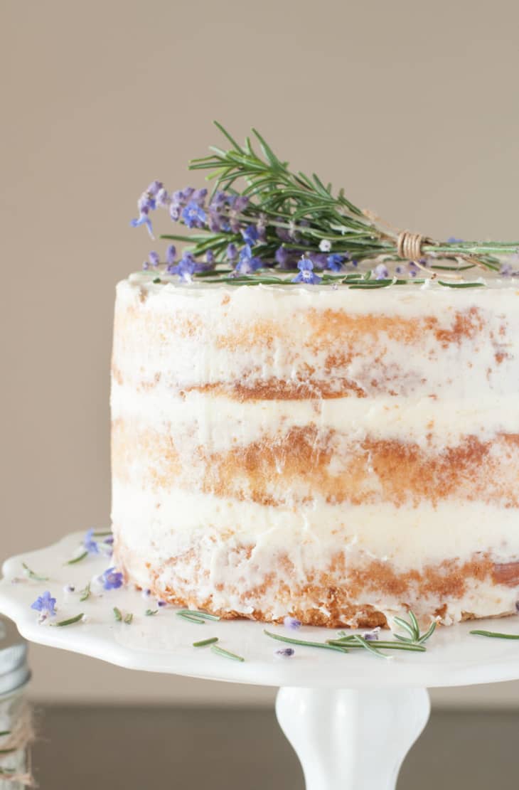 13 Easy, Pretty Ways To Top a Cake | The Kitchn