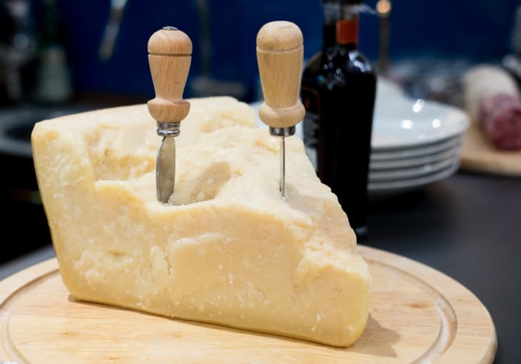 Three Cheese Formula for Better Homemade Pizzas | The Kitchn