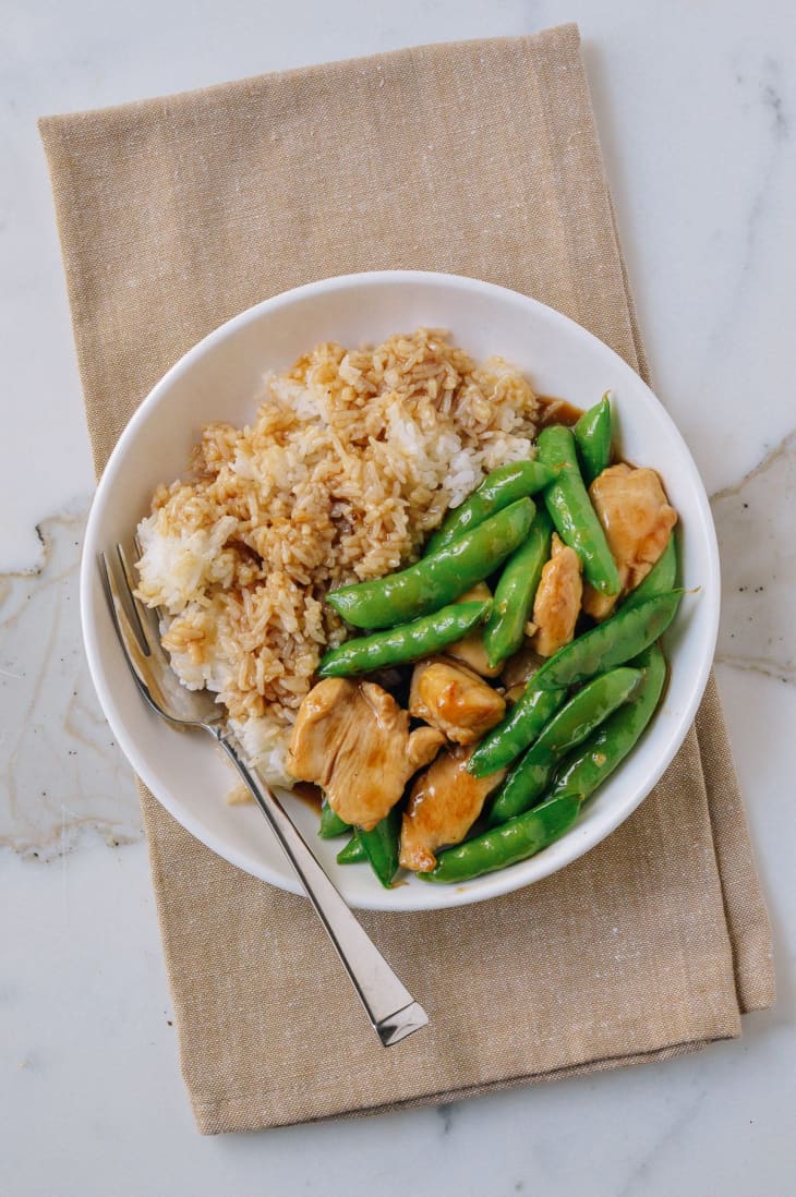 Recipe: Chicken and Snap Pea Stir-Fry | Kitchn