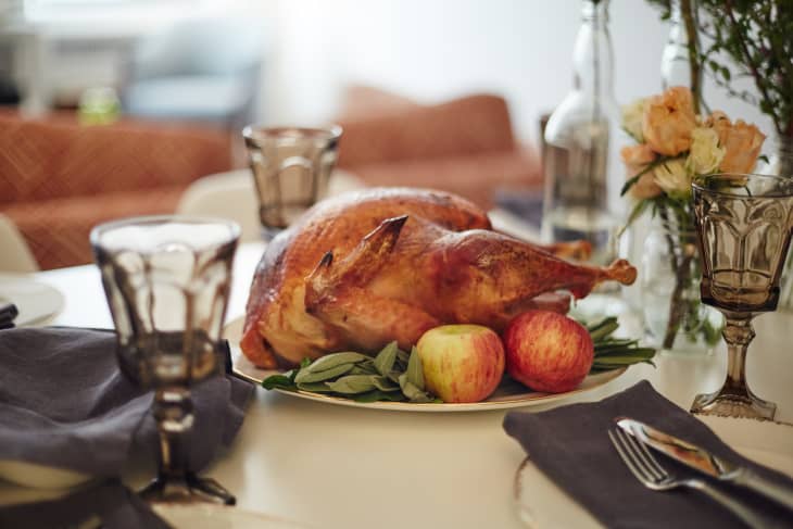 How to Lift a Turkey from the Pan | The Kitchn