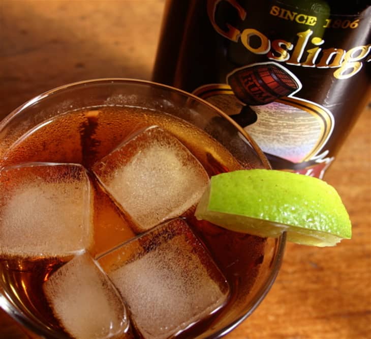 9 Cocktails to Make When It’s Storming Out | The Kitchn
