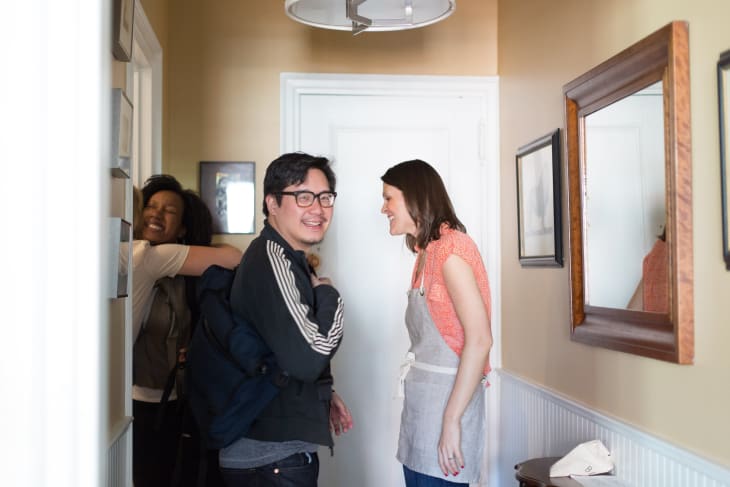 What Do You Do When People Are Late to a Dinner Party? | The Kitchn