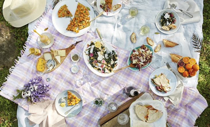 21 Best First Date Ideas to Try (That Aren’t Dinner or Drinks ...