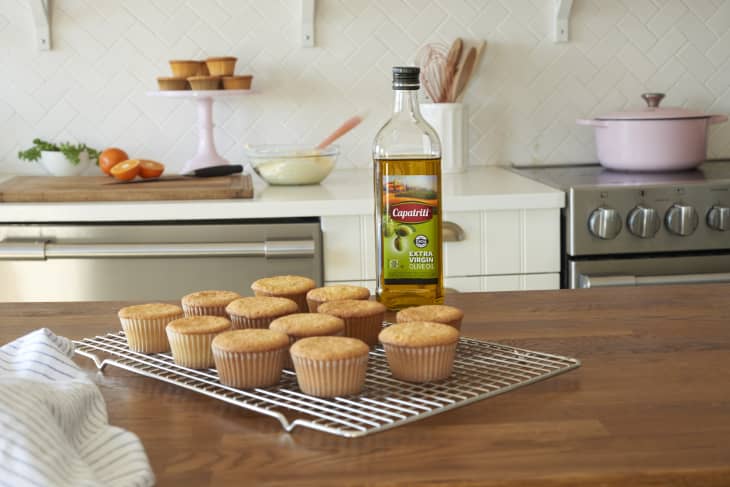 Recipe: One-Bowl Orange Olive Oil Cupcakes with Honey Buttercream | The ...