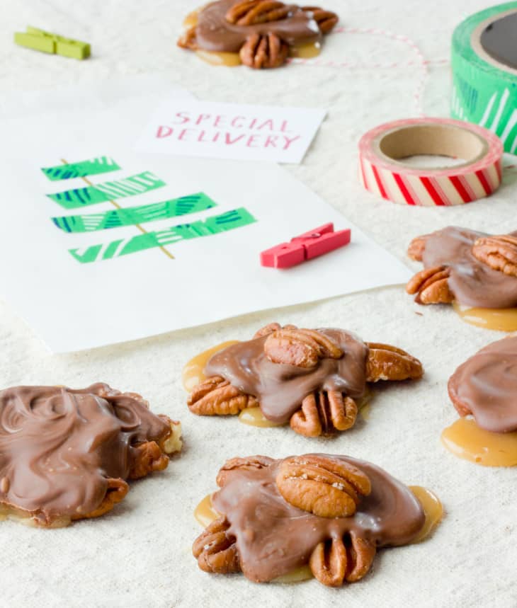 Homemade Gift Recipe: Caramel Pecan Turtle Clusters | The Kitchn