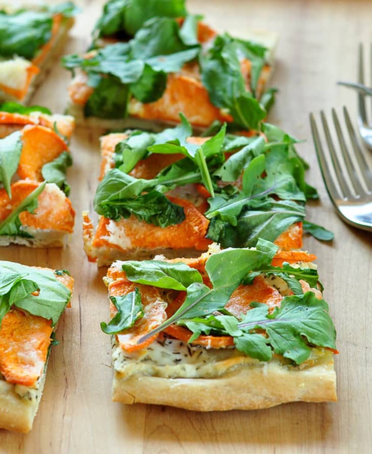 Date Night Menu: 10 Small Plates for Movie Night with Your Best Buds ...