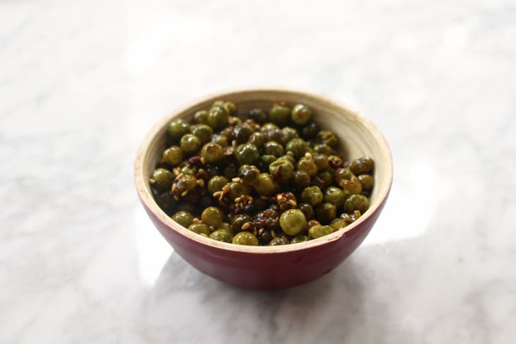 5 Easy Ways to Snack on Peas | The Kitchn