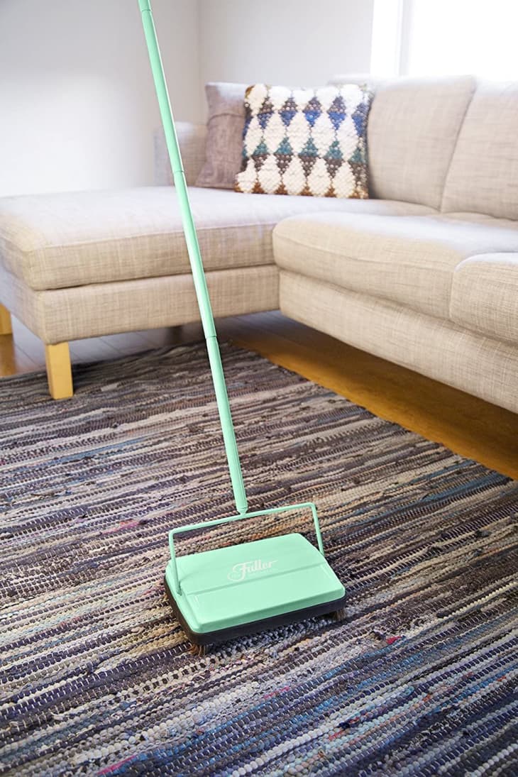 This Fuller Retro Floor Sweeper Has Thousands of Glowing Amazon Reviews ...