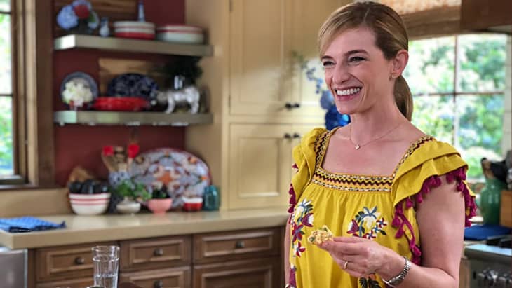 Best Food-Themed TV Shows to Binge-Watch on Hulu and Amazon | The Kitchn