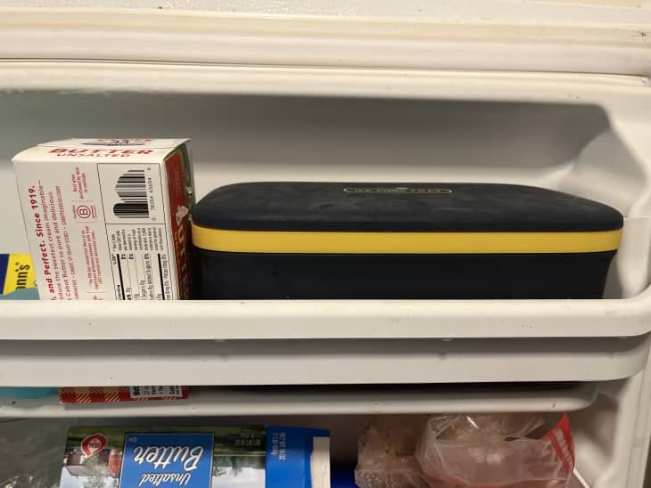 This Double-Layer Ice Cube Bin from Hubee Is a Small-Space Game Changer ...