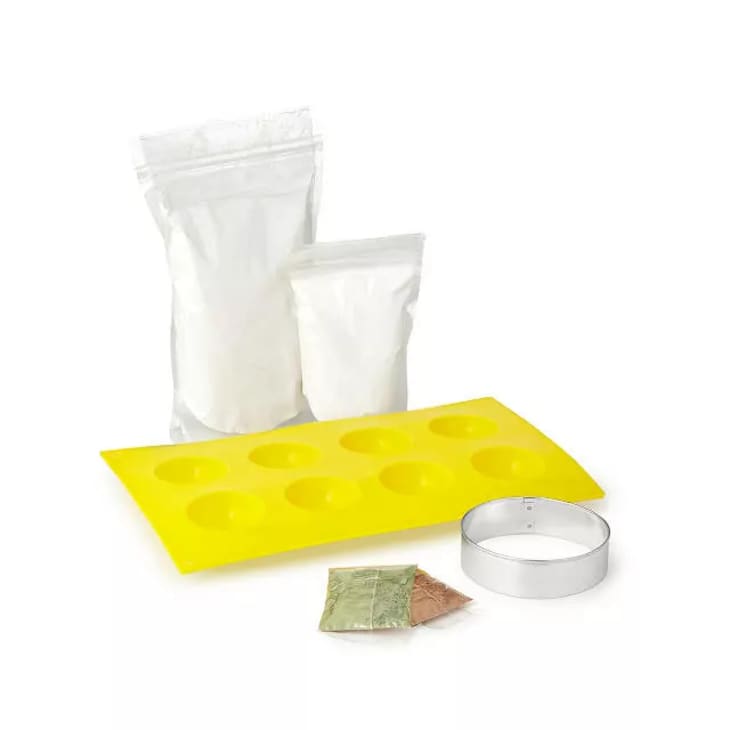 This $35 Kit Lets Me Make Mochi Ice Cream At Home, and I’m Swearing off ...