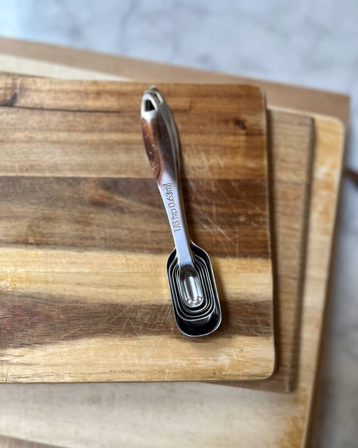 Spring Chef Amazon Metal Measuring Spoons Review 2023 | The Kitchn