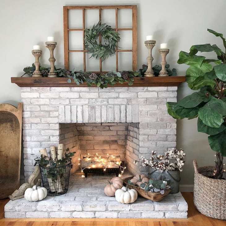 35 Mantel Decor Ideas That'll Make the Most of Your Mantel Year-Round ...