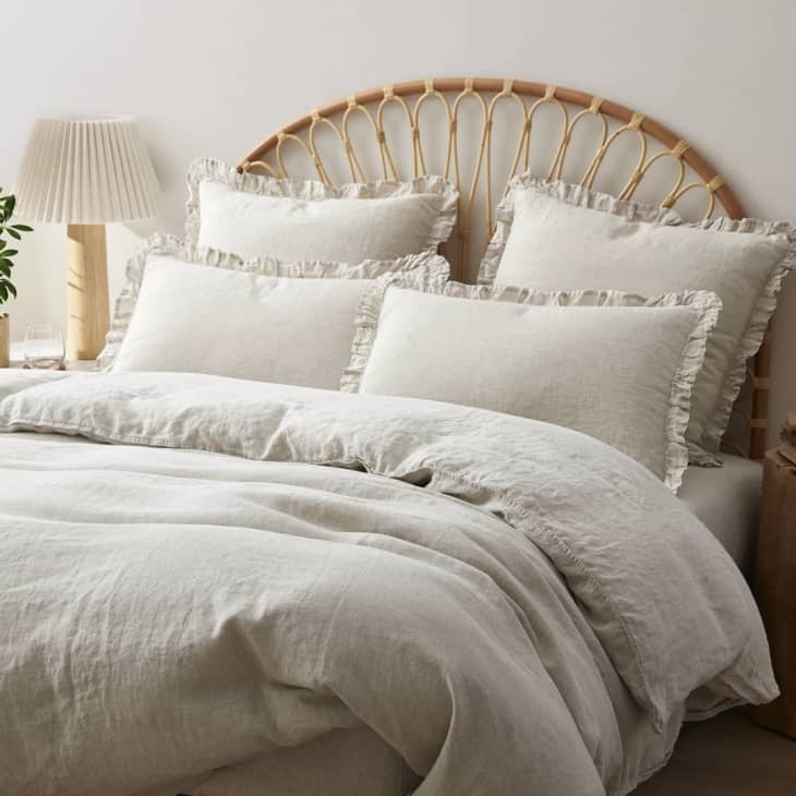 What Is A Pillow Sham And How Is It Different From A Pillowcase
