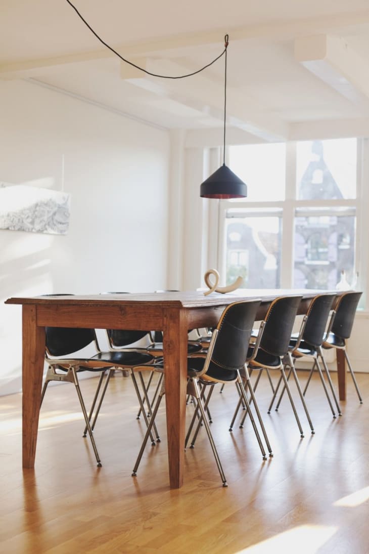 Balancing Stuff and Space: 12 Inspiring “Minimal Plus” Rooms ...