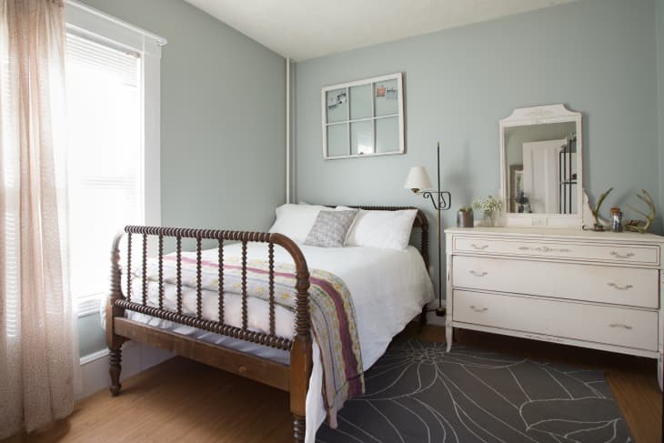House Tour: A Carefully Crafted Rental in Cambridge | Apartment Therapy