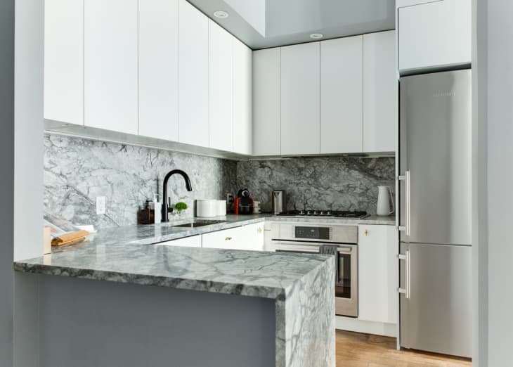 The 5 Best Kitchen Backsplash Colors of 2024 | The Kitchn