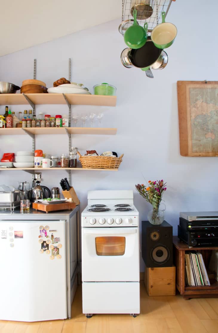 Here’s What the Kitchen in a 250 Square Foot Studio Looks Like | The Kitchn