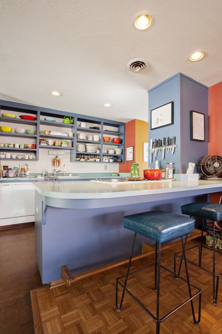 Curved Rounded Kitchen Islands - Kitchen Island Trends | Apartment Therapy