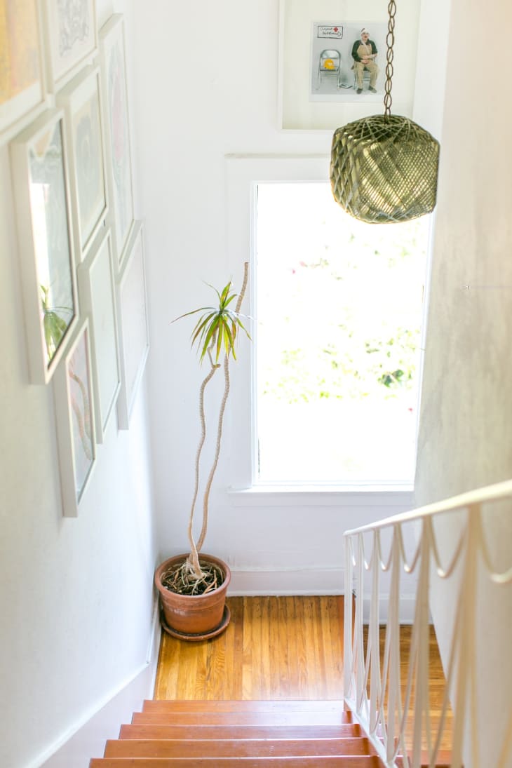 38 Apartment Entryway Ideas for a Grand Entrance | Apartment Therapy