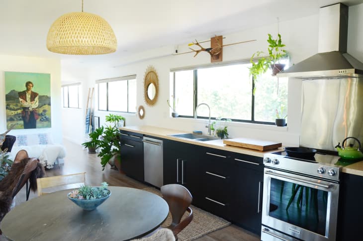 24 One-Wall Kitchen Ideas - Layouts For Kitchens on One Wall ...