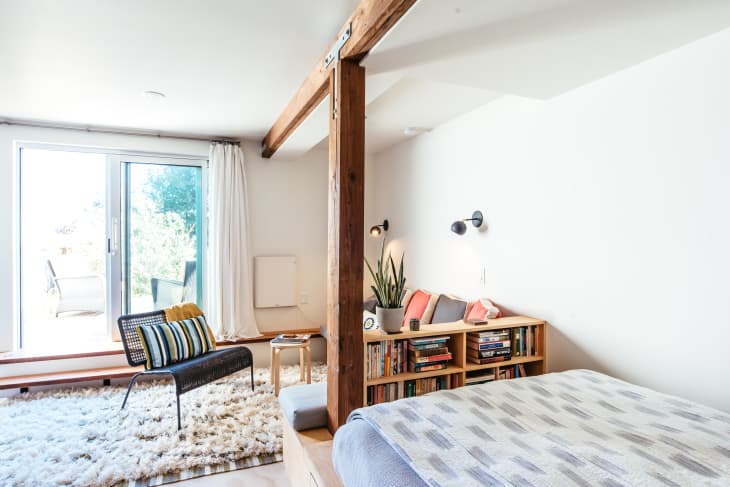 A Renovated Basement Becomes an Airy Guest Suite | Apartment Therapy