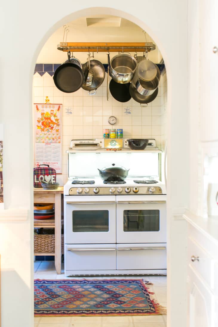 Ways to Update a Dated Ktichen | The Kitchn