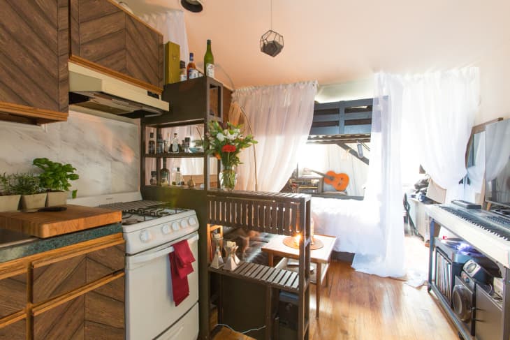 Privacy In Tiny Homes: How Couples in Small Spaces Make Time for ...