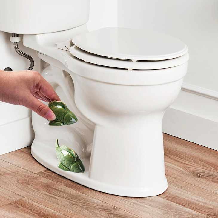 TikTok's $15 Hack for Upgrading an Overlooked Bathroom Spot | Apartment ...